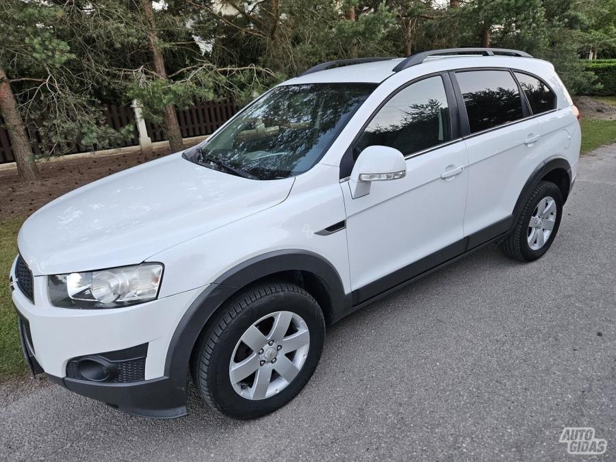 Chevrolet Captiva 2013 in Mazeikiai, with an engine capacity of 2.20 L and mileage of 278 thousand km for 3250 €, photo 1 on AUTOMOTO.COM.LV
