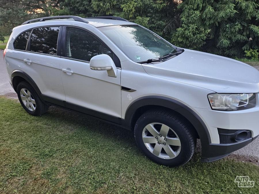 Chevrolet Captiva 2013 in Mazeikiai, with an engine capacity of 2.20 L and mileage of 278 thousand km for 3250 €, photo 7 on AUTOMOTO.COM.LV