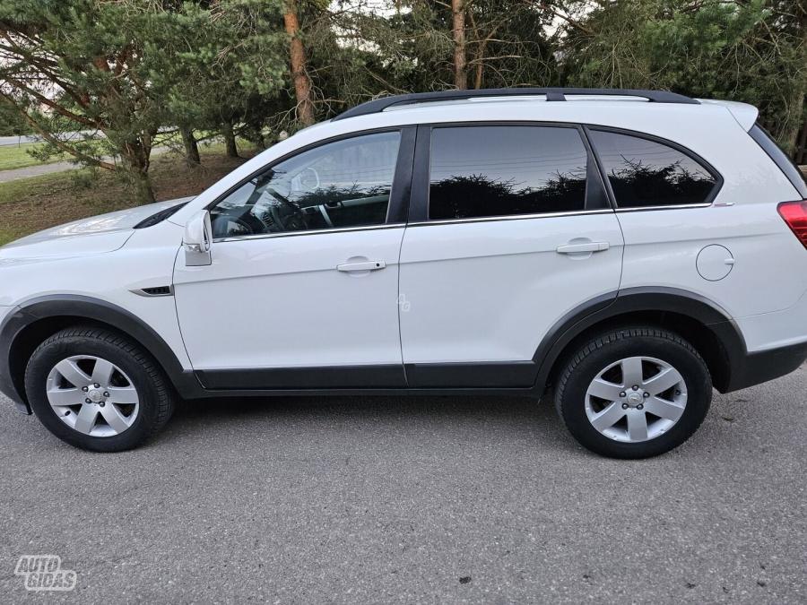 Chevrolet Captiva 2013 in Mazeikiai, with an engine capacity of 2.20 L and mileage of 278 thousand km for 3250 €, photo 12 on AUTOMOTO.COM.LV