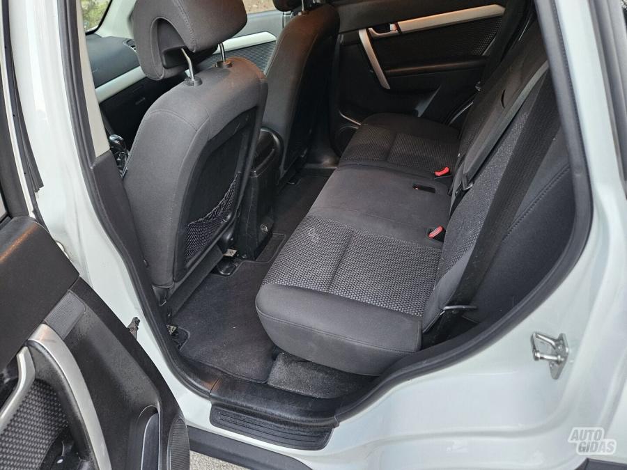 Chevrolet Captiva 2013 in Mazeikiai, with an engine capacity of 2.20 L and mileage of 278 thousand km for 3250 €, photo 20 on AUTOMOTO.COM.LV