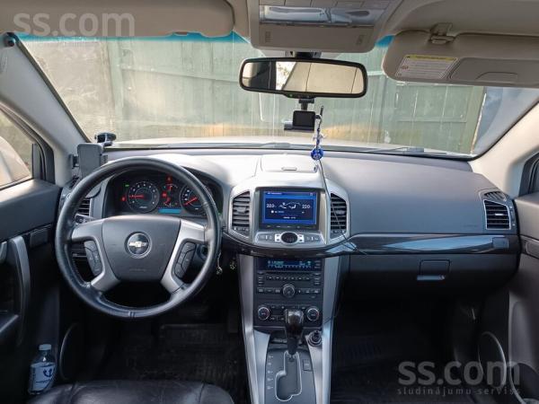 Chevrolet Captiva 2013 Rīga, ar dzinēja tilpumu 2.40 L un nobraukumu 206 tūkst. km par 5500 €, foto 9 vietnē AUTOMOTO.COM.LV