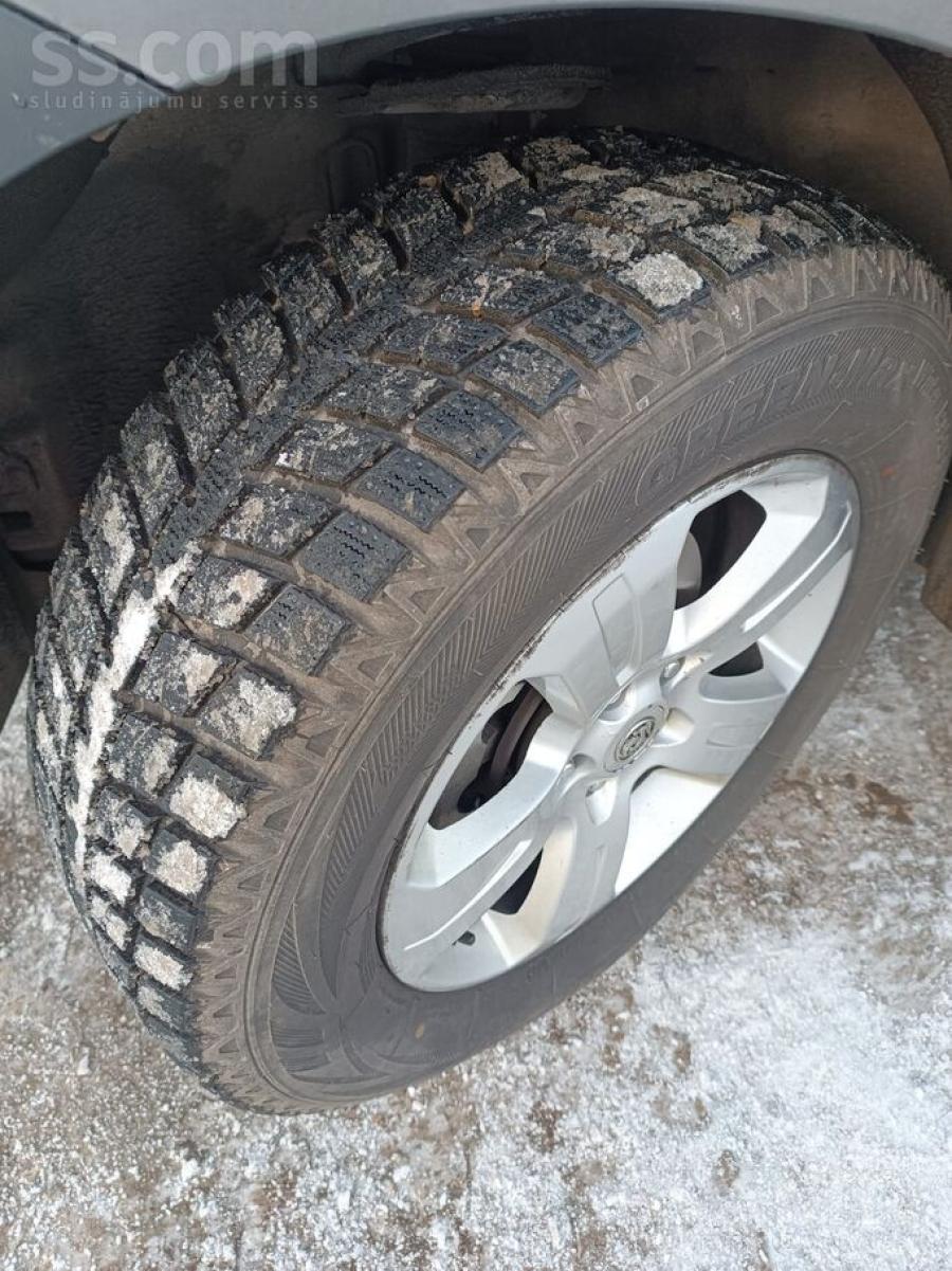Chevrolet Captiva 2013 Rīga, ar dzinēja tilpumu 2.40 L un nobraukumu 206 tūkst. km par 5500 €, foto 14 vietnē AUTOMOTO.COM.LV