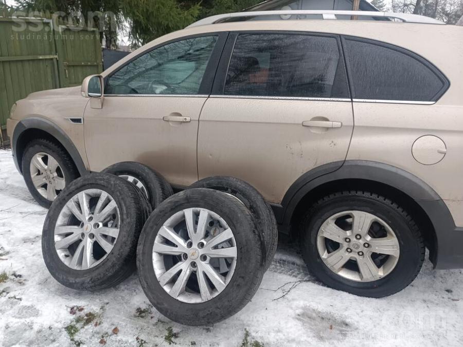 Chevrolet Captiva 2013 Rīga, ar dzinēja tilpumu 2.40 L un nobraukumu 206 tūkst. km par 5500 €, foto 16 vietnē AUTOMOTO.COM.LV