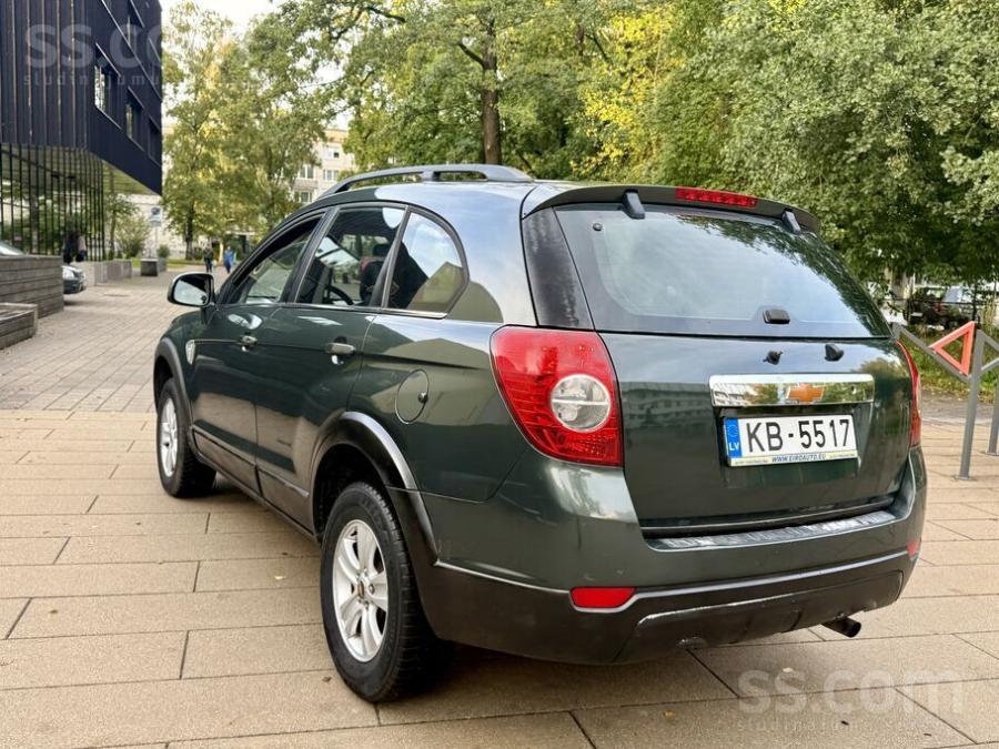 Zaļš Chevrolet Captiva 2006 Rīga, ar dzinēja tilpumu 2.40 L un nobraukumu 315 tūkst. km par 1850 €, foto 8 vietnē AUTOMOTO.COM.LV