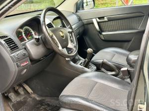 Zaļš Chevrolet Captiva 2006 Rīga, ar dzinēja tilpumu 2.40 L un nobraukumu 315 tūkst. km par 1850 €, foto 9 vietnē AUTOMOTO.COM.LV