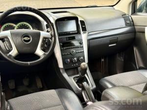 Zaļš Chevrolet Captiva 2006 Rīga, ar dzinēja tilpumu 2.40 L un nobraukumu 315 tūkst. km par 1850 €, foto 14 vietnē AUTOMOTO.COM.LV