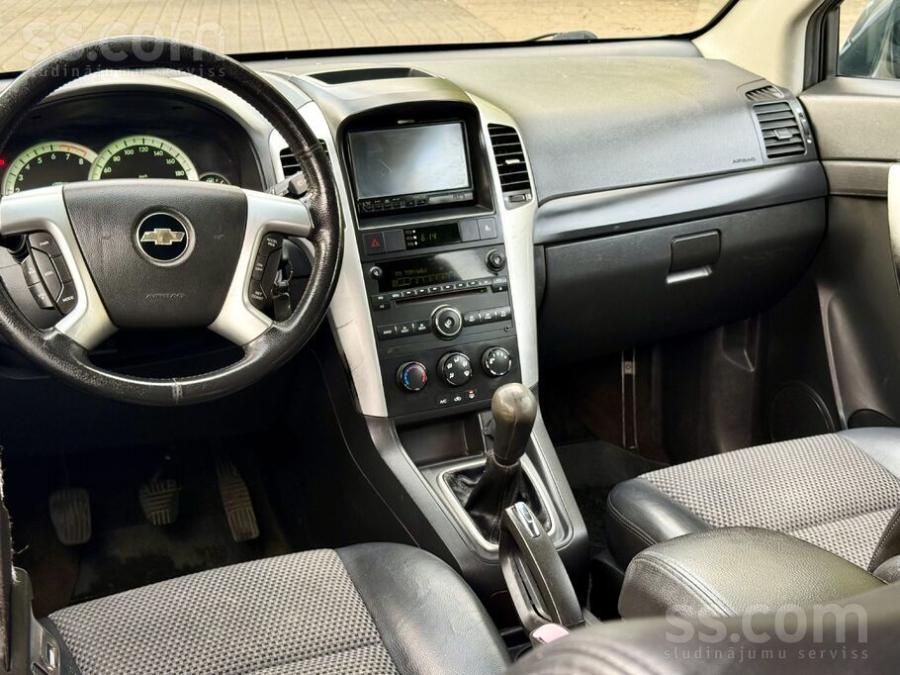 Zaļš Chevrolet Captiva 2006 Rīga, ar dzinēja tilpumu 2.40 L un nobraukumu 315 tūkst. km par 1850 €, foto 14 vietnē AUTOMOTO.COM.LV