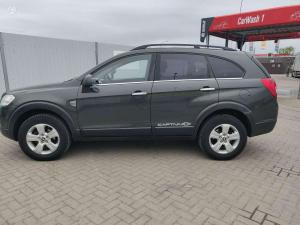 Green Chevrolet Captiva 2007 in Joniskis, with an engine capacity of 1.99 L and mileage of 285 thousand km for 3000 €, photo 3 on AUTOMOTO.COM.LV