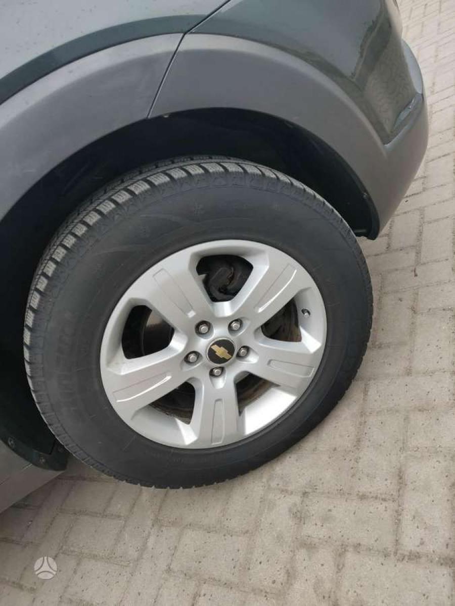 Green Chevrolet Captiva 2007 in Joniskis, with an engine capacity of 1.99 L and mileage of 285 thousand km for 3000 €, photo 7 on AUTOMOTO.COM.LV