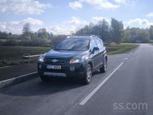 Zaļš Chevrolet Captiva 2008 Kuldīga, ar dzinēja tilpumu 2.00 L un nobraukumu 276 tūkst. km par 2600 €, foto 1 vietnē AUTOMOTO.COM.LV
