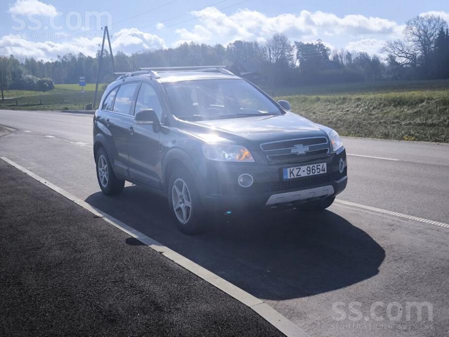 Zaļš Chevrolet Captiva 2008 Kuldīga, ar dzinēja tilpumu 2.00 L un nobraukumu 276 tūkst. km par 2600 €, foto 3 vietnē AUTOMOTO.COM.LV