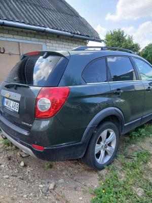 Zaļš Chevrolet Captiva 2009 Jonava, ar dzinēja tilpumu 1.99 L un nobraukumu 227 tūkst. km par 3550 €, foto 4 vietnē AUTOMOTO.COM.LV