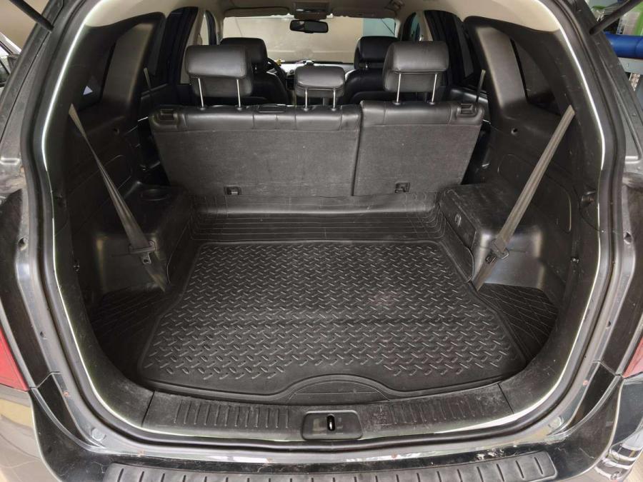 Green Chevrolet Captiva 2009 in Visaginas, with an engine capacity of 2.00 L and mileage of 273 thousand km for 3999 €, photo 13 on AUTOMOTO.COM.LV