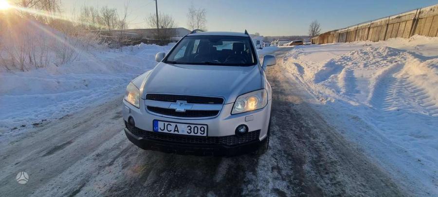 Pelēks Chevrolet Captiva 2006 Viļņa, ar dzinēja tilpumu 2.41 L un nobraukumu 350 tūkst. km par 1700 €, foto 8 vietnē AUTOMOTO.COM.LV