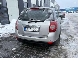 Grey Chevrolet Captiva 2006 in Vilnius, with an engine capacity of 2.41 L and mileage of 35 thousand km for 1600 €, photo 6 on AUTOMOTO.COM.LV