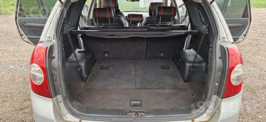 Pelēks Chevrolet Captiva 2006 Daugavpils, ar dzinēja tilpumu 2.00 L un nobraukumu 229 tūkst. km par 3550 €, foto 27 vietnē AUTOMOTO.COM.LV