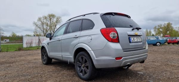 Grey Chevrolet Captiva 2006 in Riga, with an engine capacity of 2.00 L and mileage of 229 thousand km for 3999 €, photo 4 on AUTOMOTO.COM.LV