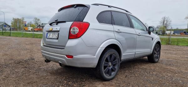 Grey Chevrolet Captiva 2006 in Riga, with an engine capacity of 2.00 L and mileage of 229 thousand km for 3999 €, photo 6 on AUTOMOTO.COM.LV