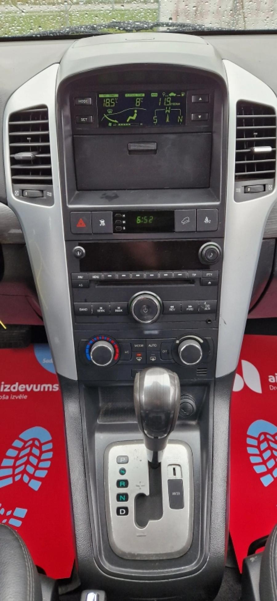 Pelēks Chevrolet Captiva 2006 Rīga, ar dzinēja tilpumu 2.00 L un nobraukumu 229 tūkst. km par 3999 €, foto 12 vietnē AUTOMOTO.COM.LV