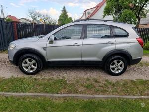 Pelēks Chevrolet Captiva 2006 Marijampole, ar dzinēja tilpumu 2.00 L un nobraukumu 305 tūkst. km par 2450 €, foto 5 vietnē AUTOMOTO.COM.LV