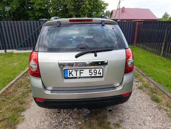 Pelēks Chevrolet Captiva 2006 Marijampole, ar dzinēja tilpumu 2.00 L un nobraukumu 305 tūkst. km par 2450 €, foto 6 vietnē AUTOMOTO.COM.LV