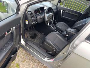 Pelēks Chevrolet Captiva 2006 Marijampole, ar dzinēja tilpumu 2.00 L un nobraukumu 305 tūkst. km par 2450 €, foto 10 vietnē AUTOMOTO.COM.LV