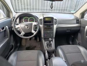 Pelēks Chevrolet Captiva 2006 Marijampole, ar dzinēja tilpumu 2.00 L un nobraukumu 305 tūkst. km par 2450 €, foto 11 vietnē AUTOMOTO.COM.LV