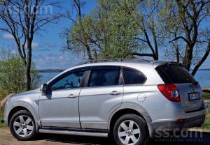 Pelēks Chevrolet Captiva 2006 Rēzekne, ar dzinēja tilpumu 2.00 L un nobraukumu 161 tūkst. km par 2850 €, foto 5 vietnē AUTOMOTO.COM.LV