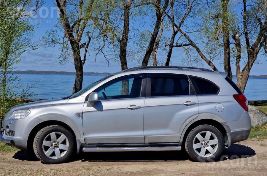 Pelēks Chevrolet Captiva 2006 Rēzekne, ar dzinēja tilpumu 2.00 L un nobraukumu 161 tūkst. km par 2850 €, foto 6 vietnē AUTOMOTO.COM.LV