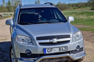 Pelēks Chevrolet Captiva 2006 Rēzekne, ar dzinēja tilpumu 2.00 L un nobraukumu 161 tūkst. km par 2850 €, foto 8 vietnē AUTOMOTO.COM.LV