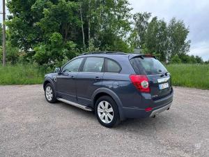 Grey Chevrolet Captiva 2006 in Utena, with an engine capacity of 2.00 L and mileage of 284 thousand km for 2750 €, photo 8 on AUTOMOTO.COM.LV