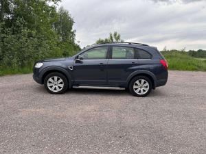 Grey Chevrolet Captiva 2006 in Utena, with an engine capacity of 2.00 L and mileage of 284 thousand km for 2750 €, photo 9 on AUTOMOTO.COM.LV