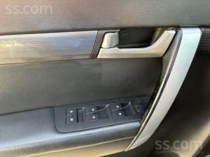 Pelēks Chevrolet Captiva 2006 Daugavpils, ar dzinēja tilpumu 2.00 L un nobraukumu 229 tūkst. km par 3550 €, foto 19 vietnē AUTOMOTO.COM.LV