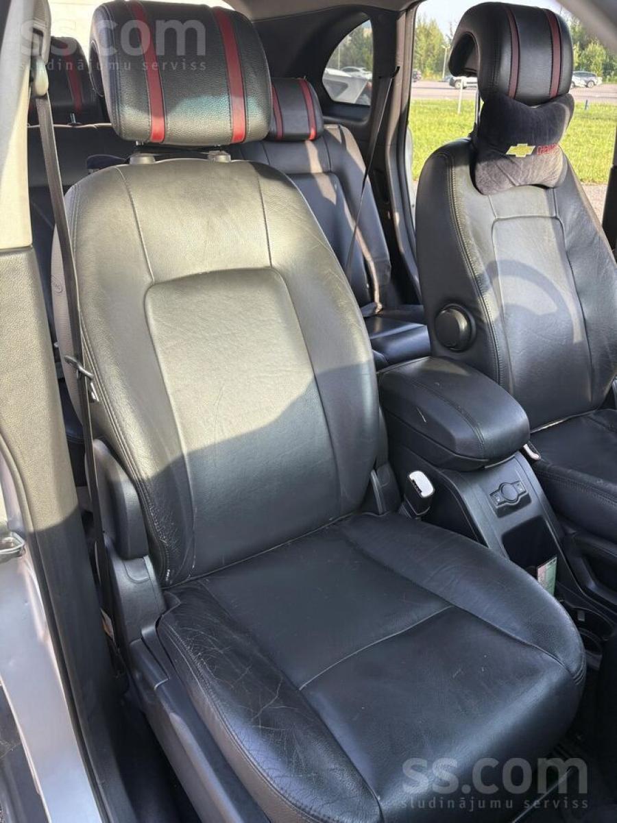 Pelēks Chevrolet Captiva 2006 Daugavpils, ar dzinēja tilpumu 2.00 L un nobraukumu 229 tūkst. km par 3550 €, foto 25 vietnē AUTOMOTO.COM.LV