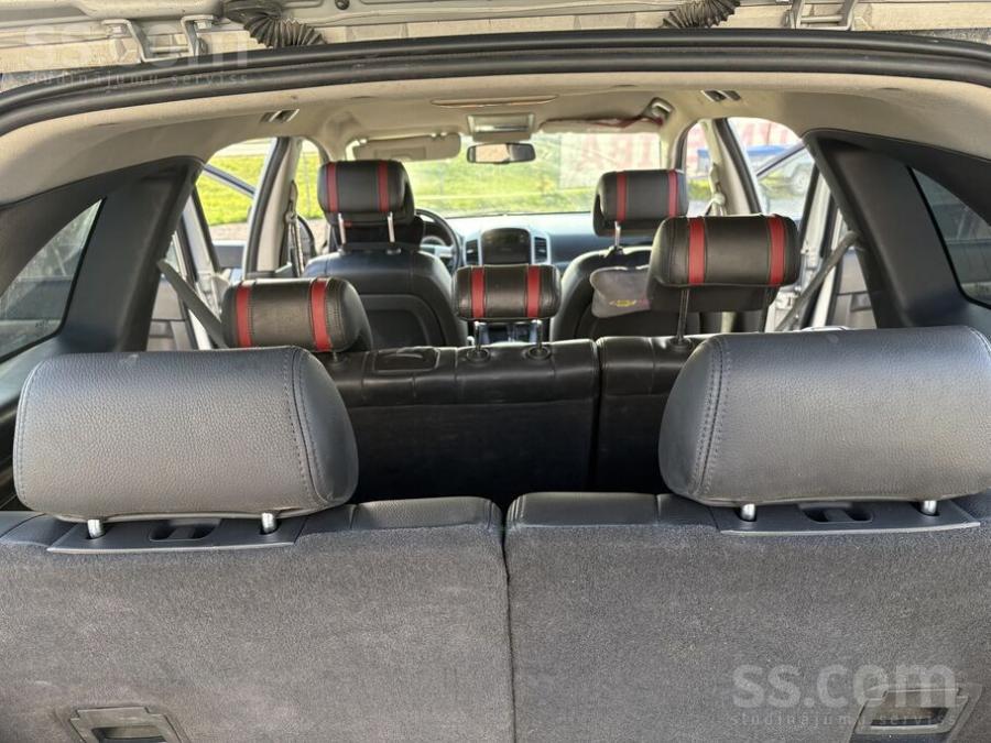 Pelēks Chevrolet Captiva 2006 Daugavpils, ar dzinēja tilpumu 2.00 L un nobraukumu 229 tūkst. km par 3550 €, foto 27 vietnē AUTOMOTO.COM.LV
