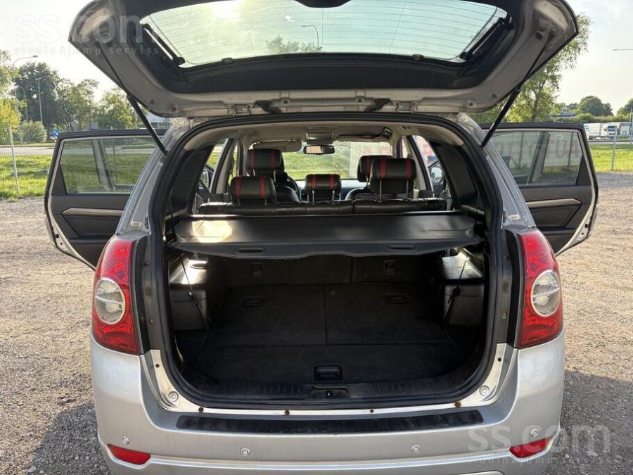 Pelēks Chevrolet Captiva 2006 Daugavpils, ar dzinēja tilpumu 2.00 L un nobraukumu 229 tūkst. km par 3550 €, foto 29 vietnē AUTOMOTO.COM.LV