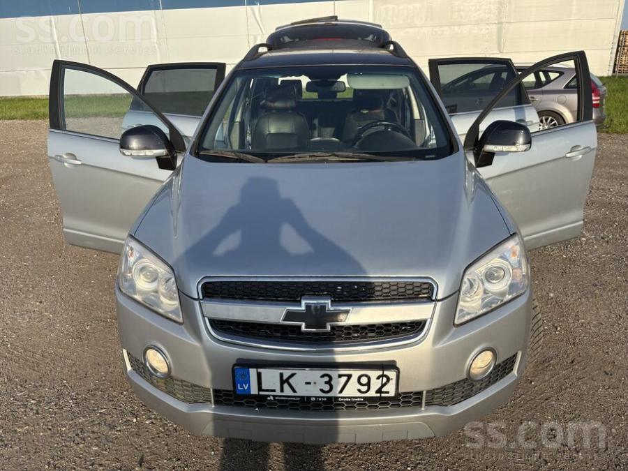 Pelēks Chevrolet Captiva 2006 Daugavpils, ar dzinēja tilpumu 2.00 L un nobraukumu 229 tūkst. km par 3550 €, foto 36 vietnē AUTOMOTO.COM.LV