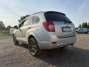 Pelēks Chevrolet Captiva 2006 Daugavpils, ar dzinēja tilpumu 2.00 L un nobraukumu 229 tūkst. km par 3550 €, foto 4 vietnē AUTOMOTO.COM.LV