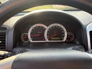 Pelēks Chevrolet Captiva 2006 Daugavpils, ar dzinēja tilpumu 2.00 L un nobraukumu 229 tūkst. km par 3550 €, foto 14 vietnē AUTOMOTO.COM.LV