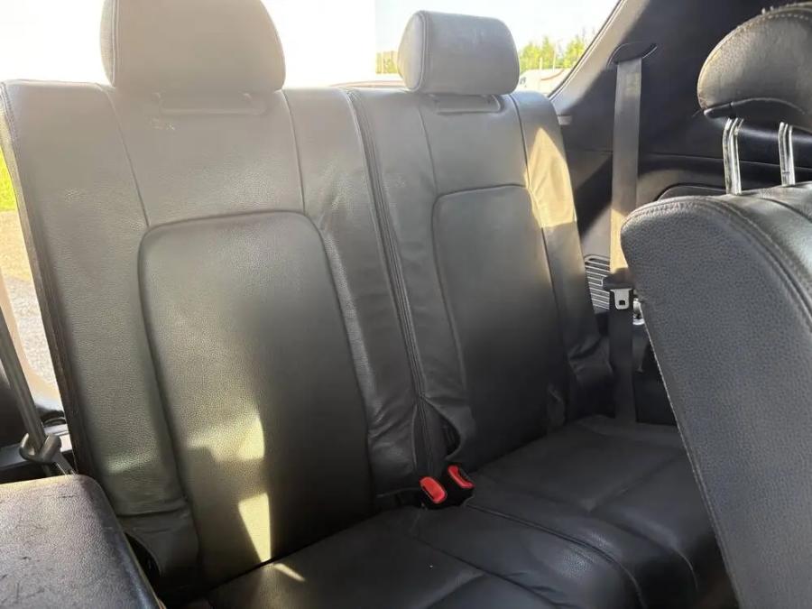 Pelēks Chevrolet Captiva 2006 Daugavpils, ar dzinēja tilpumu 2.00 L un nobraukumu 229 tūkst. km par 3550 €, foto 24 vietnē AUTOMOTO.COM.LV
