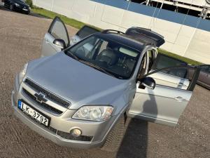 Pelēks Chevrolet Captiva 2006 Daugavpils, ar dzinēja tilpumu 2.00 L un nobraukumu 229 tūkst. km par 3550 €, foto 37 vietnē AUTOMOTO.COM.LV