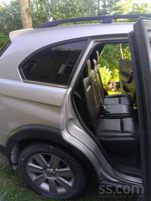 Grey Chevrolet Captiva 2006 in Aizkraukle, with an engine capacity of 2.00 L and mileage of 231 thousand km for 4200 €, photo 9 on AUTOMOTO.COM.LV