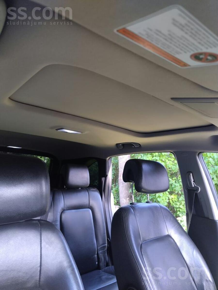 Grey Chevrolet Captiva 2006 in Aizkraukle, with an engine capacity of 2.00 L and mileage of 231 thousand km for 4200 €, photo 14 on AUTOMOTO.COM.LV