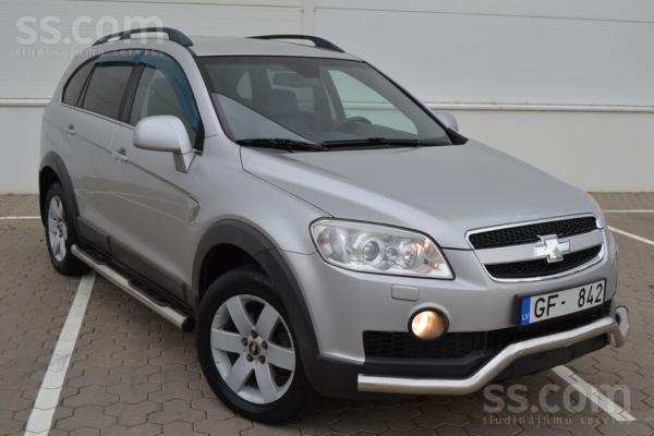 Pelēks Chevrolet Captiva 2006 Rīga, ar dzinēja tilpumu 2.00 L un nobraukumu 161 tūkst. km par 2250 €, foto 4 vietnē AUTOMOTO.COM.LV