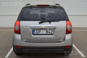 Pelēks Chevrolet Captiva 2006 Rīga, ar dzinēja tilpumu 2.00 L un nobraukumu 161 tūkst. km par 2250 €, foto 6 vietnē AUTOMOTO.COM.LV