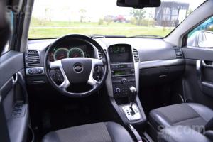 Pelēks Chevrolet Captiva 2006 Rīga, ar dzinēja tilpumu 2.00 L un nobraukumu 161 tūkst. km par 2250 €, foto 9 vietnē AUTOMOTO.COM.LV