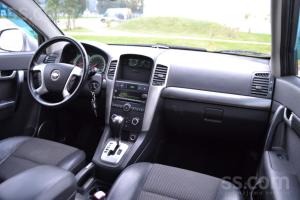 Pelēks Chevrolet Captiva 2006 Rīga, ar dzinēja tilpumu 2.00 L un nobraukumu 161 tūkst. km par 2250 €, foto 10 vietnē AUTOMOTO.COM.LV