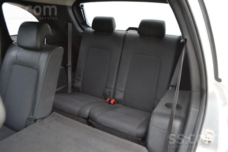 Pelēks Chevrolet Captiva 2006 Rīga, ar dzinēja tilpumu 2.00 L un nobraukumu 161 tūkst. km par 2250 €, foto 14 vietnē AUTOMOTO.COM.LV