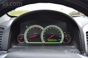 Pelēks Chevrolet Captiva 2006 Rīga, ar dzinēja tilpumu 2.00 L un nobraukumu 161 tūkst. km par 2250 €, foto 22 vietnē AUTOMOTO.COM.LV