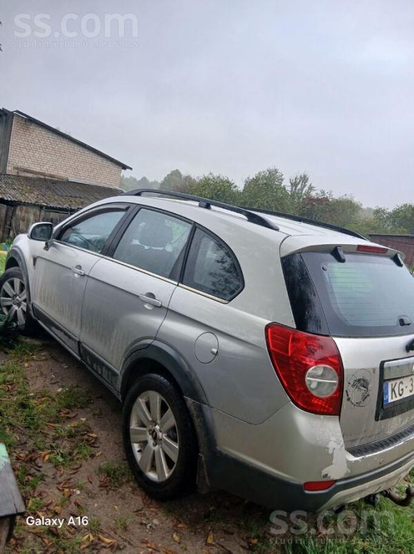 Chevrolet Captiva 2006 Krāslava vietnē Pelēks Chevrolet Captiva 2006 Krāslava, ar dzinēja tilpumu 2.00 L un nobraukumu 356 tūkst. km par 1700 €, foto 3 vietnē AUTOMOTO.COM.LV